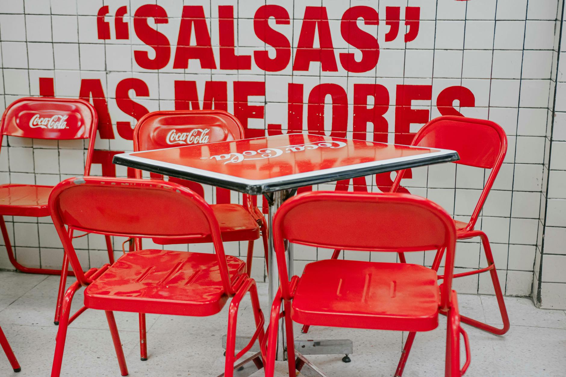 How to Get Clients for Your Cafeteria Business – Logomakershop Blog