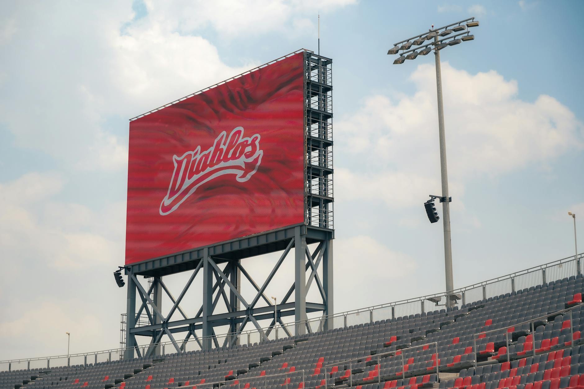 Outdoor Recreational Equipment Industry Logo Design Ideas ...