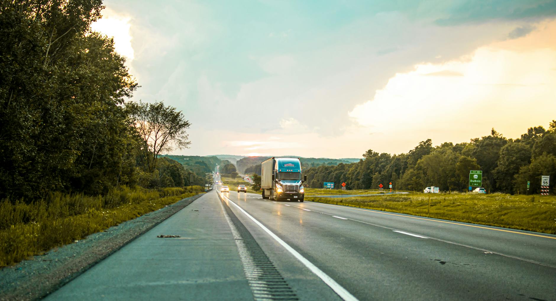 How to Create a Logo for My Own Creepy Style – Logomakershop Blog